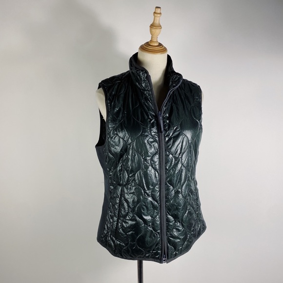 J. Crew | Jackets & Coats | J Crew Quilted Layering Lightweight Vest ...
